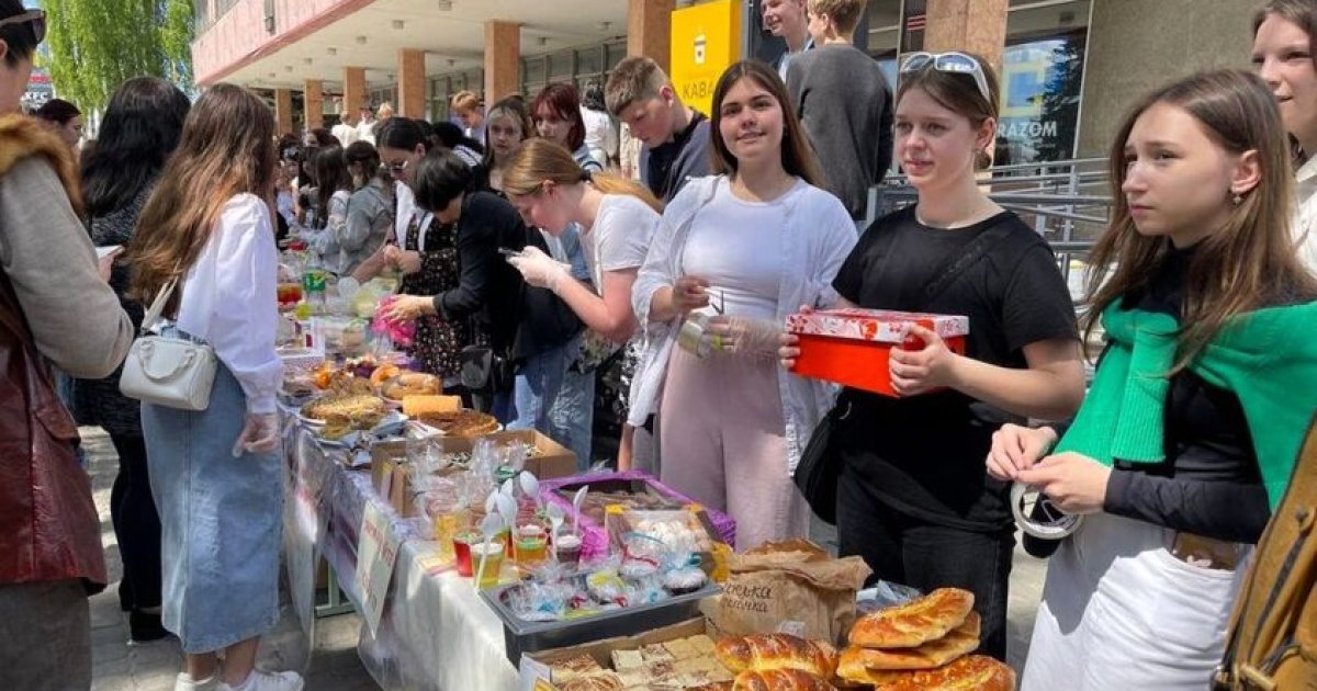 Школи Львова проведуть благодійні ярмарки: перелік локацій — LVIV.MEDIA