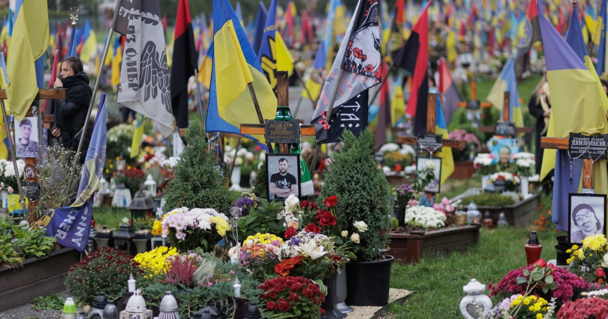 Львів’ян запрошують на поминальну молитву за полеглих військових — LVIV.MEDIA