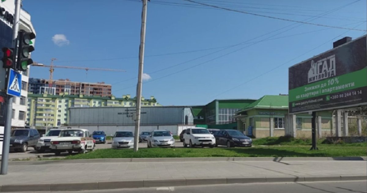 Міська рада дозволила продати паркувальний майданчик під забудову — LVIV.MEDIA