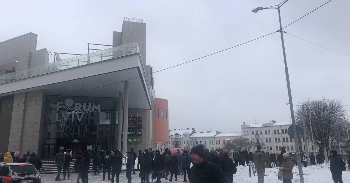 У Львові знову повідомили про замінування ТЦ «Forum Lviv» — LVIV.MEDIA