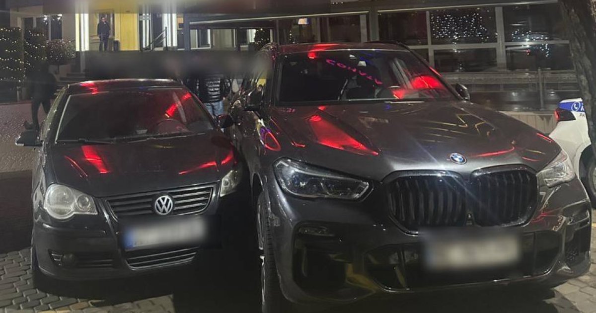 У Львові 48-річний нетверезий водій BMW зіткнувся з припаркованим авто — LVIV.MEDIA