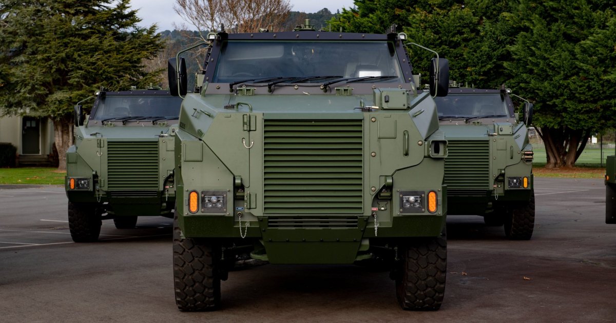 Австралія знову відправила Україні бронемашини Bushmaster — LVIV.MEDIA