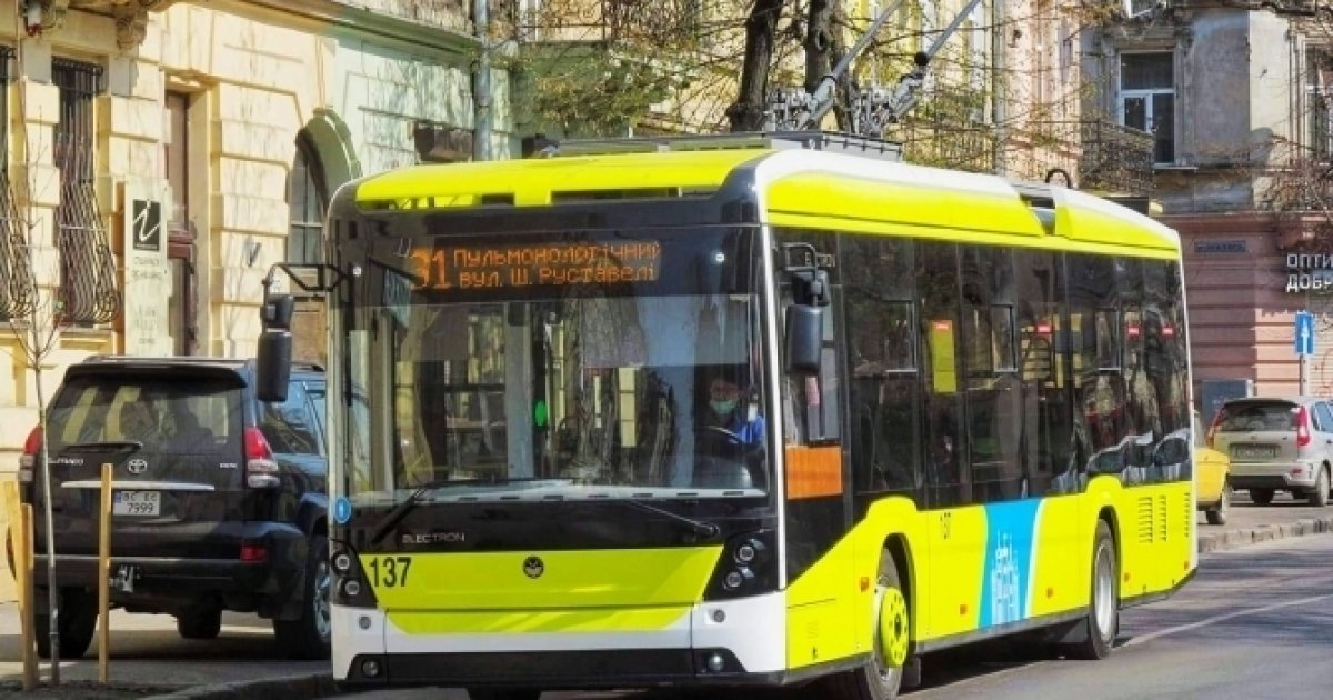 Сихівське кладовище: у Львові в поминальні курсуватиме більше тролейбусів — LVIV.MEDIA