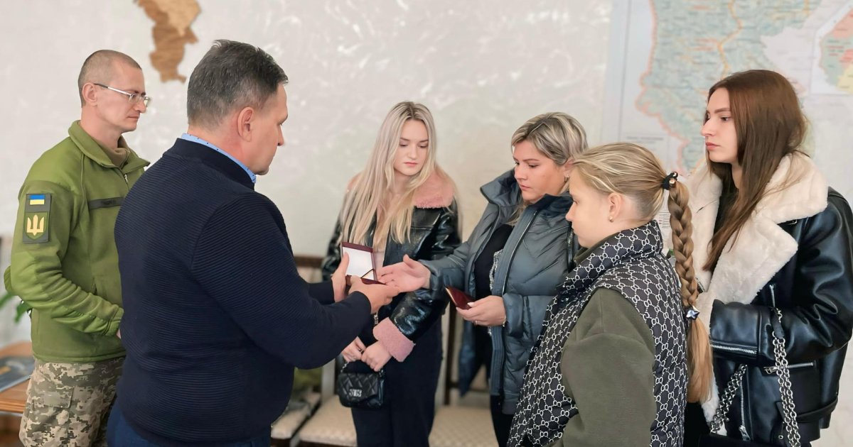 Загиблого воїна зі Самбірщини нагородили орденом “За мужність” — LVIV.MEDIA