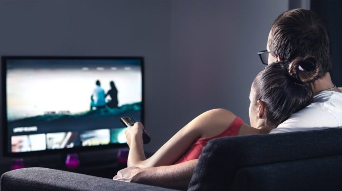 ТОП-7 серіалів і фільмів Netflix для дорослих зі сценами 18+ — LVIV.MEDIA