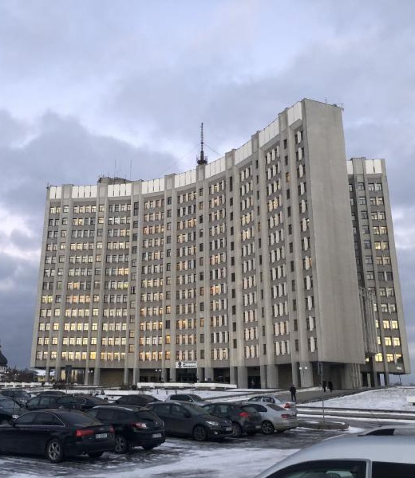 Львівська податкова закупила поштові марки та конверти на 1,6 млн грн — LVIV.MEDIA